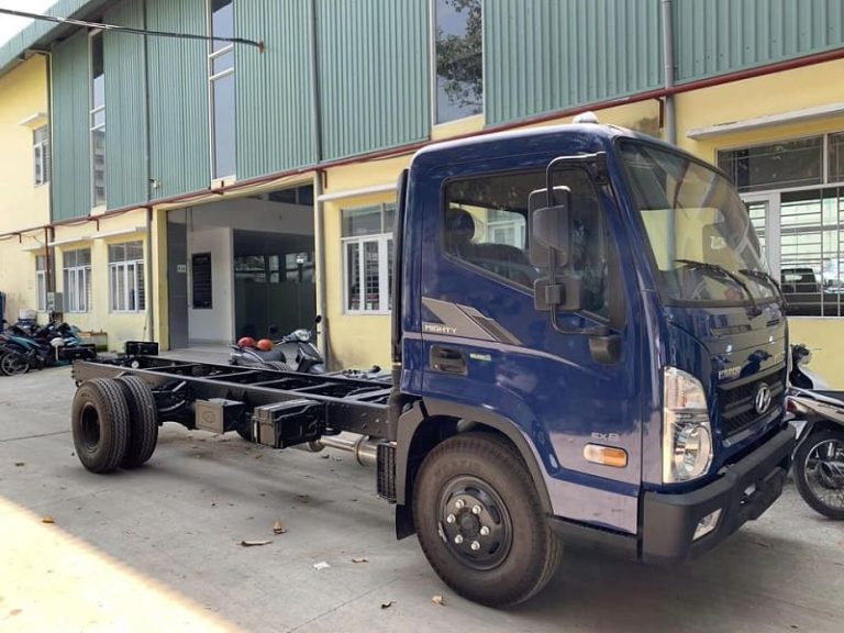 Xe Hyundai EX8 Nâng Đầu Chở Máy Công Trình 2026 Giao Ngay